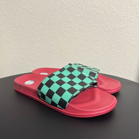 demon slayer | Shoes | Demon Slayer Hot Topic Kimetsu No Yaiba Tanjiro ...